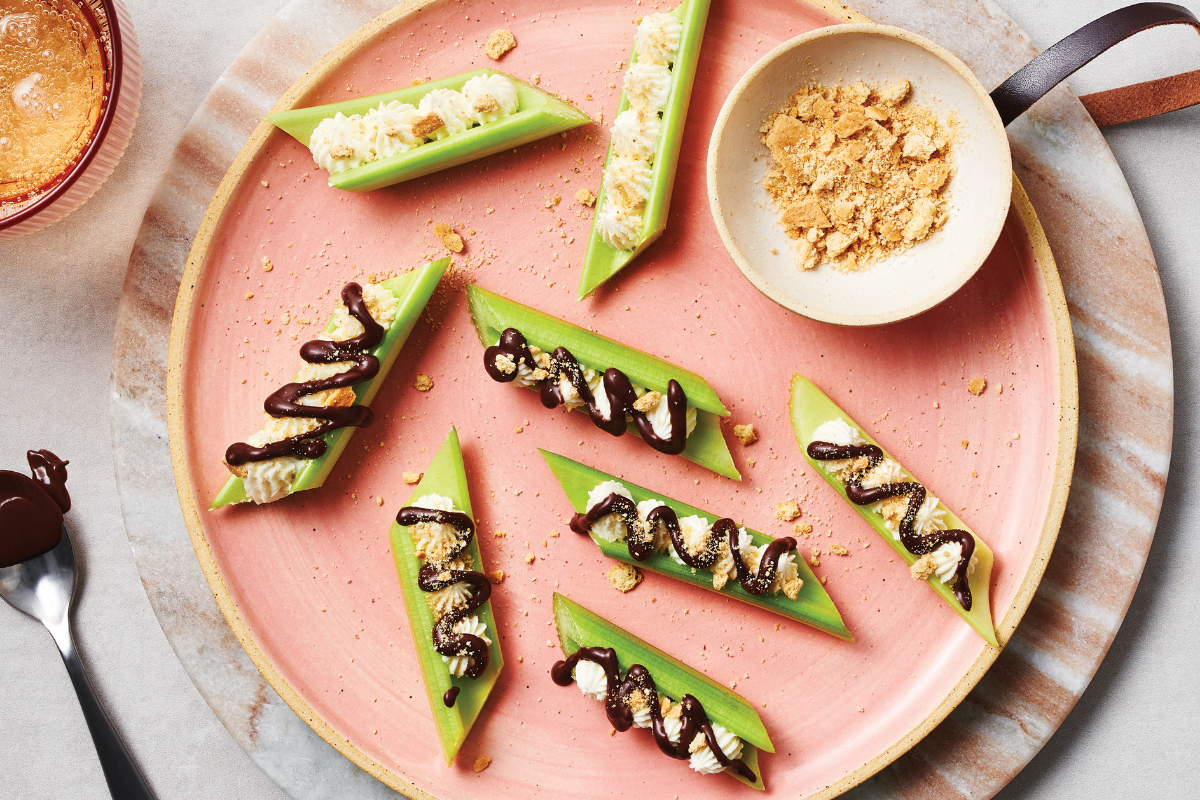 Cheesecake Celery Sticks